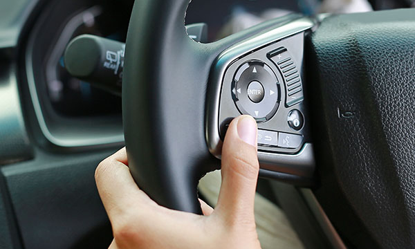 ELEC AUTO Intégration audio et vidéo pour automobile - ELEC-AUTO
